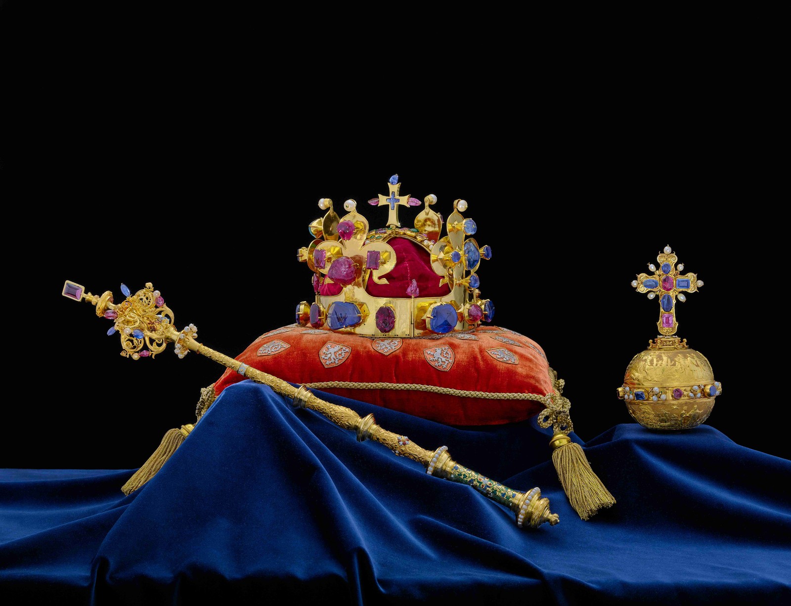 Bohemian Crown Jewels: Treasure in the Darkness - Culture at the Castle